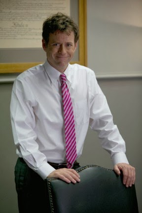 FOX INSIDER: ‘RAKE’-ING & ENTERING: WHY GREG KINNEAR TOOK HIS FIRST TV ...