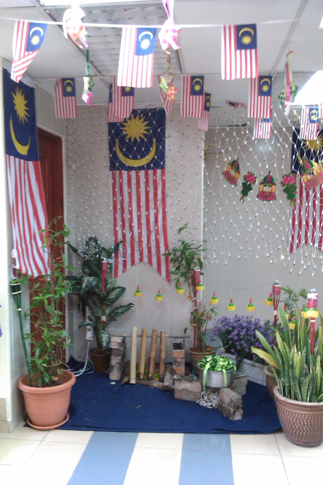 | iNi ceRita aKu |: Pertandingan deko Merdeka Raya