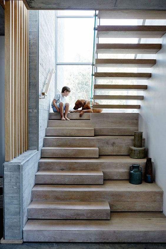 AMAZING SPACES - STAIRS