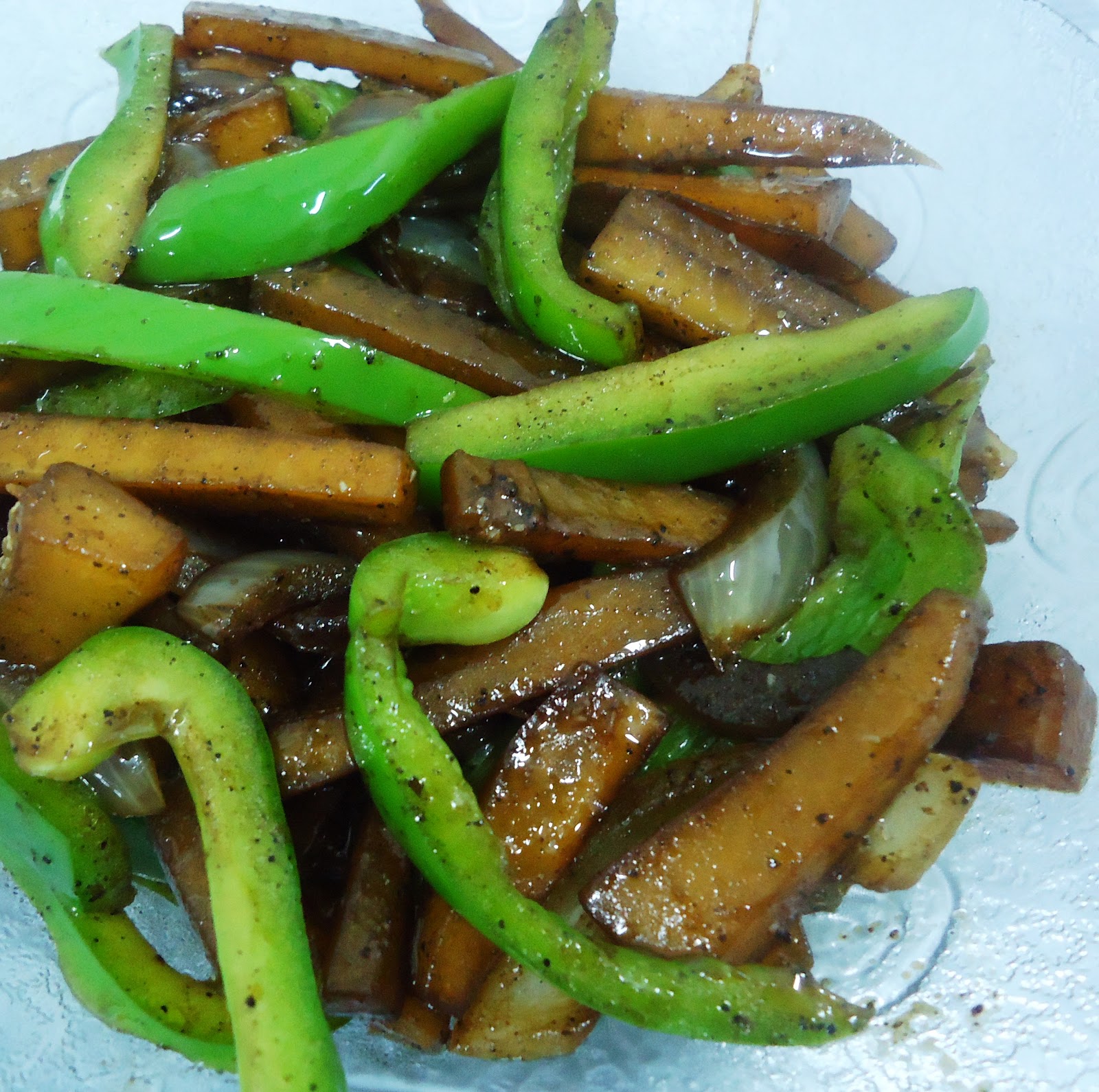 Mely's kitchen: Sauted Green Papaya and Bell Pepper