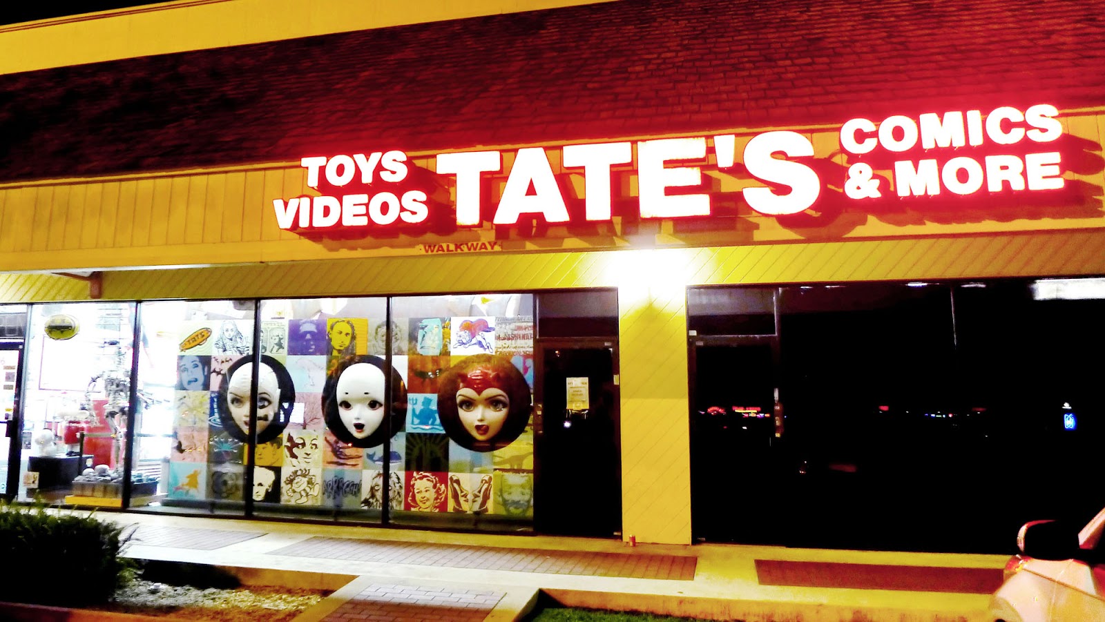 Brothascomics: Comic Shop Profile: Tate's Comics