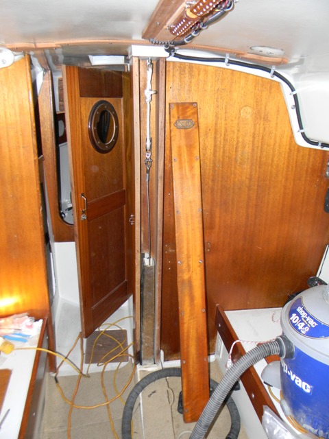 Ericson 25, Oystercatcher: Rigging, Standing, Mast Compression Post, Repair