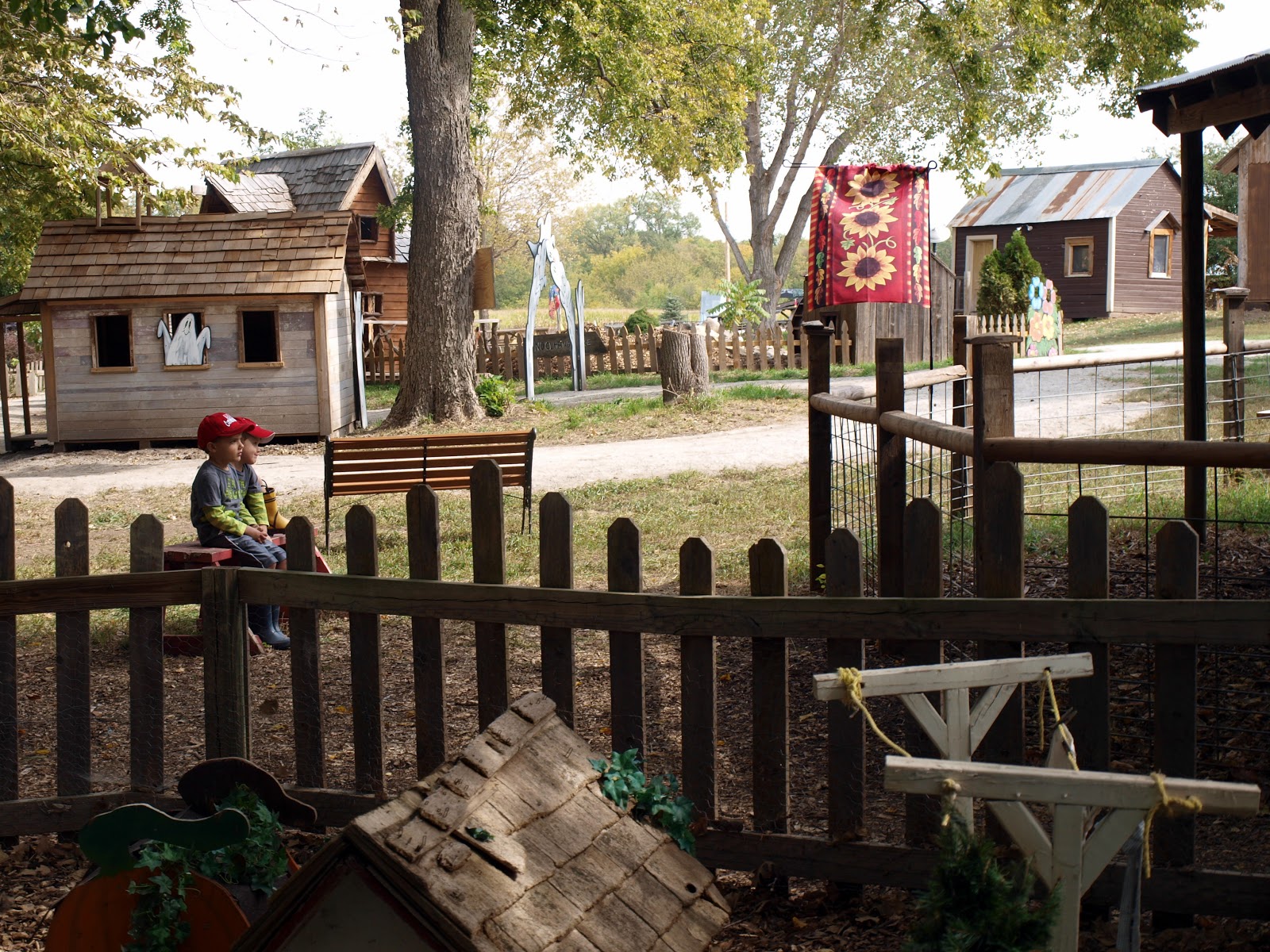 My Everythings: Roca Scary Farm