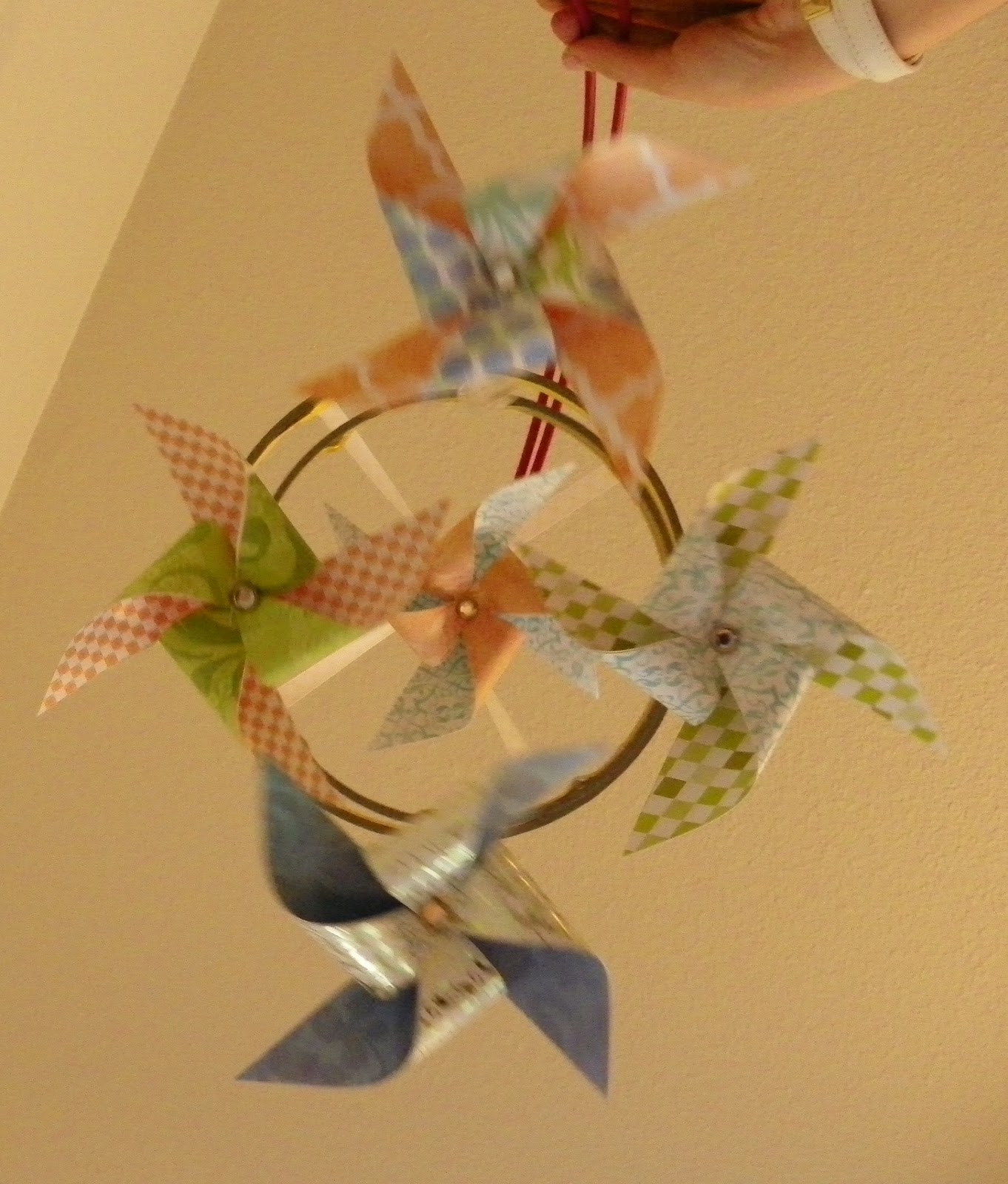 Leap! ...and the Net Will Appear: DIY - Mobile for the Nursery!