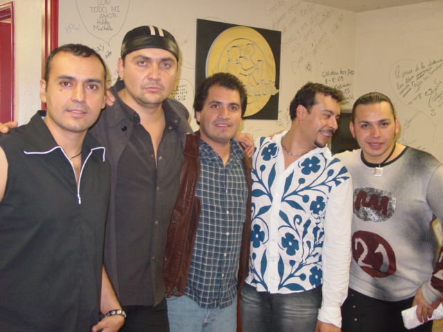 NOTICIAS Y EFEMERIDES MUSICALES Y DEL CINE: BANDA ELEFANTE, UN 12 DE ...