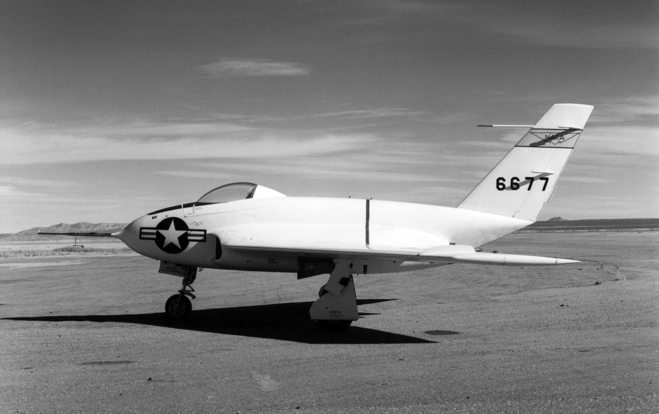 FDRA - Fuerza Aérea: Avión experimental: Northrop X-4 Bantam