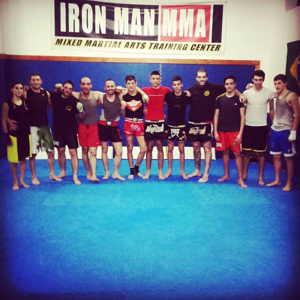 IRON MAN MMA Training Center: Corsi