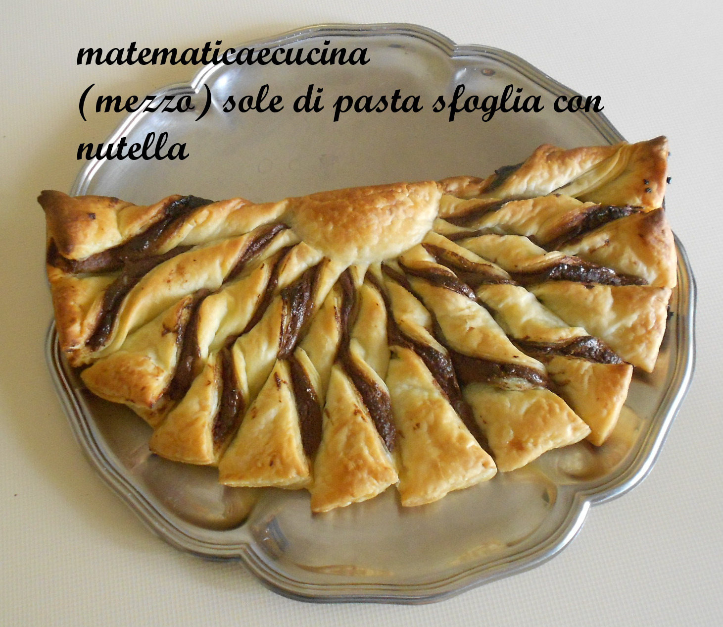 (Mezzo*) Sole di Pasta Sfoglia con Nutella da matematicaecucina su ...