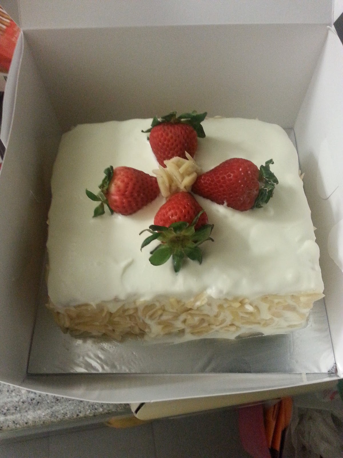 Strawberry Shortcake recipe |themoodkitchen