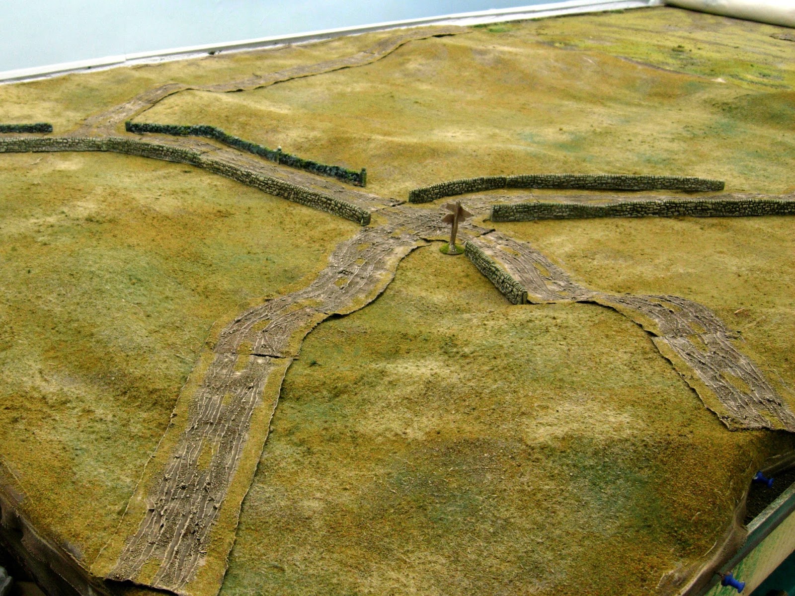 Wargaming with Silver Whistle: General Purpose Terrain Mat, Roads & Fields.