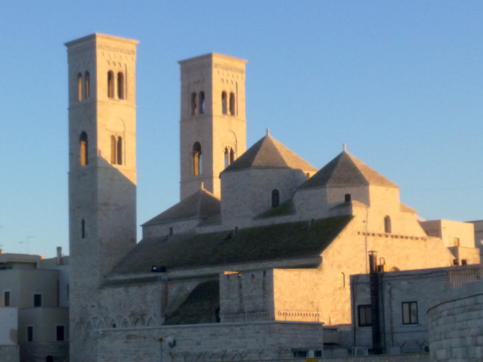 MELFICTA: LE CHIESE DI MOLFETTA - Il Duomo.