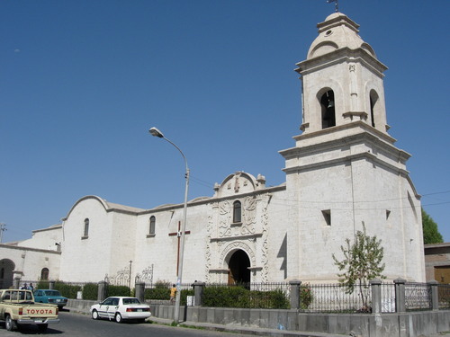 RADIO TAURO PERU: Characatos solitos se jaranean