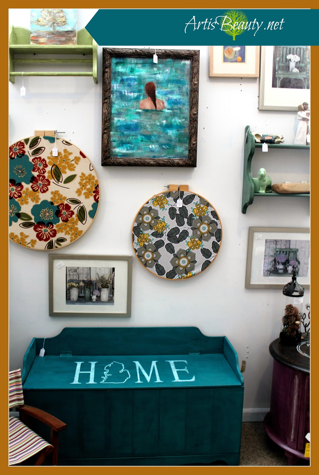 ART IS BEAUTY: Rescued "HOME" Mud room bench Makeover