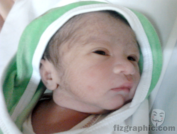 Fizgraphic: Kakak Aku Selamat Lahirkan Bayinya. Alhamdulillah.