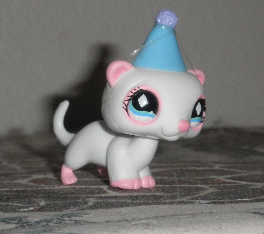 Collectomania: LPS Ferrets