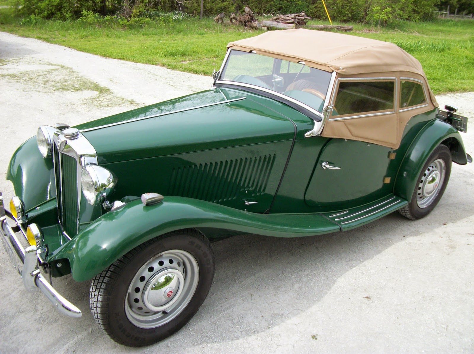 1952 MG TD: Top