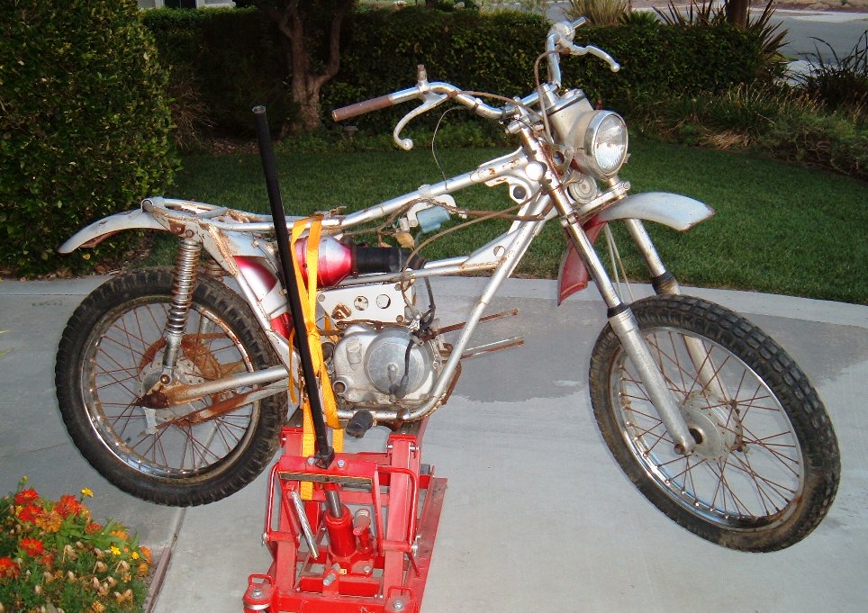 1969 Honda SL90: Welcome to the 1969 Honda SL90 Blog