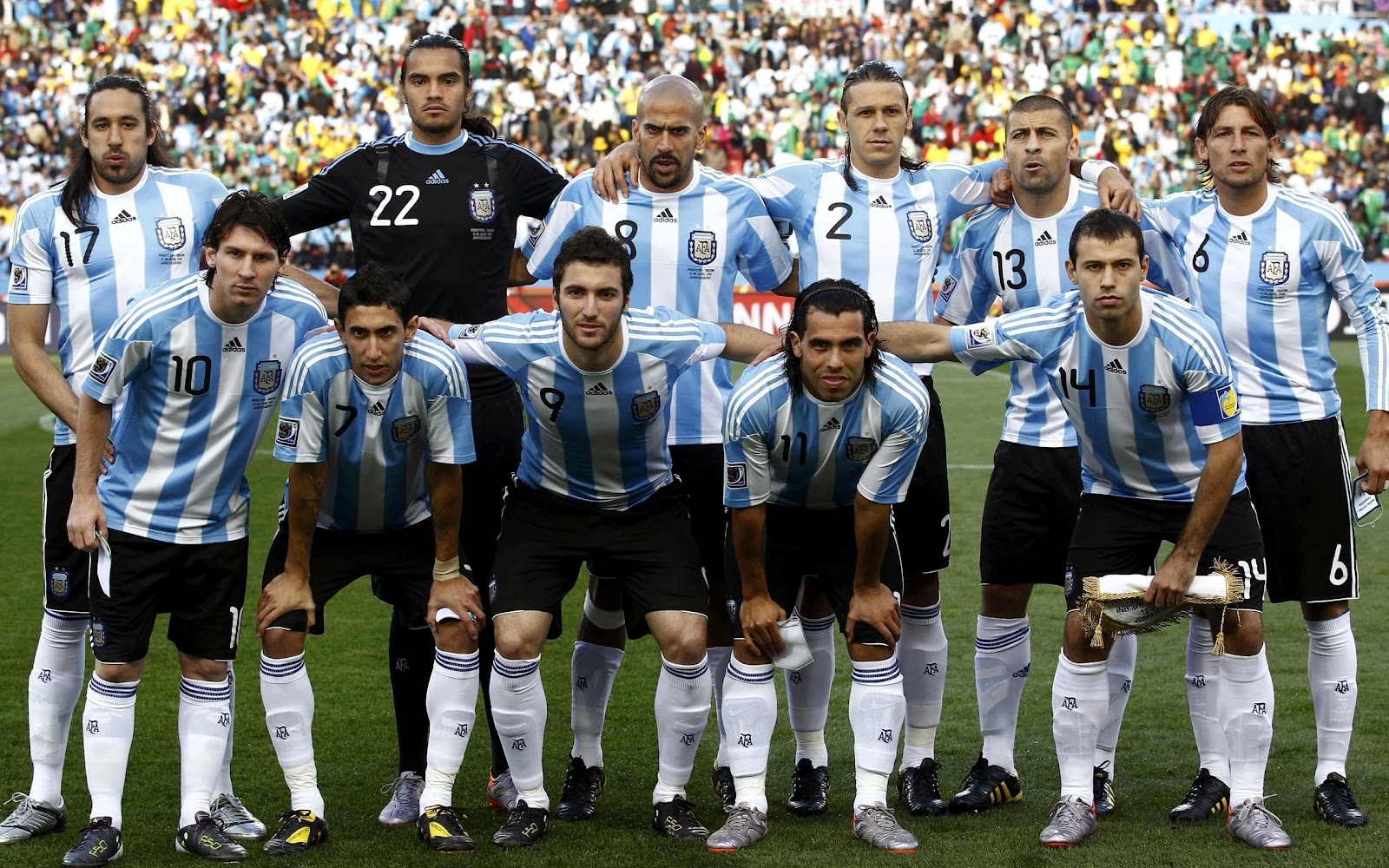 Wallpaper Backgrounds L Desktop Wallpapers L Download Wallpaper Football Wallpaper wallpaper-backgrounds-l-desktop-wallpapers-l-download-wallpaper-football-wallpaper