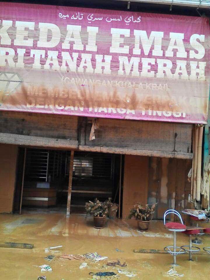 Banjir Dan Cara Mudah Menderma Seguni Beras | PENCARI MAKAN