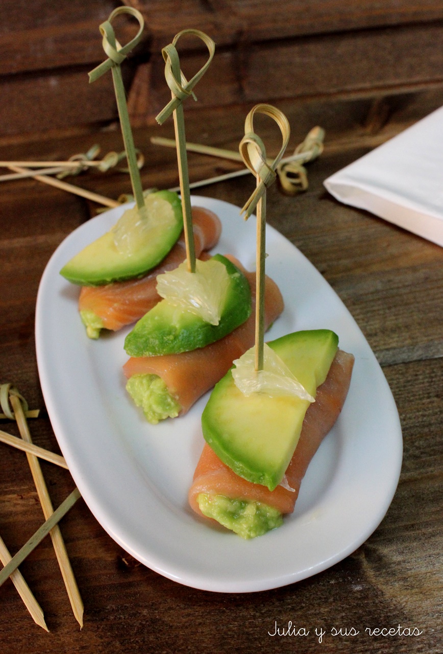 JULIA Y SUS RECETAS: Pincho de aguacate y salmón