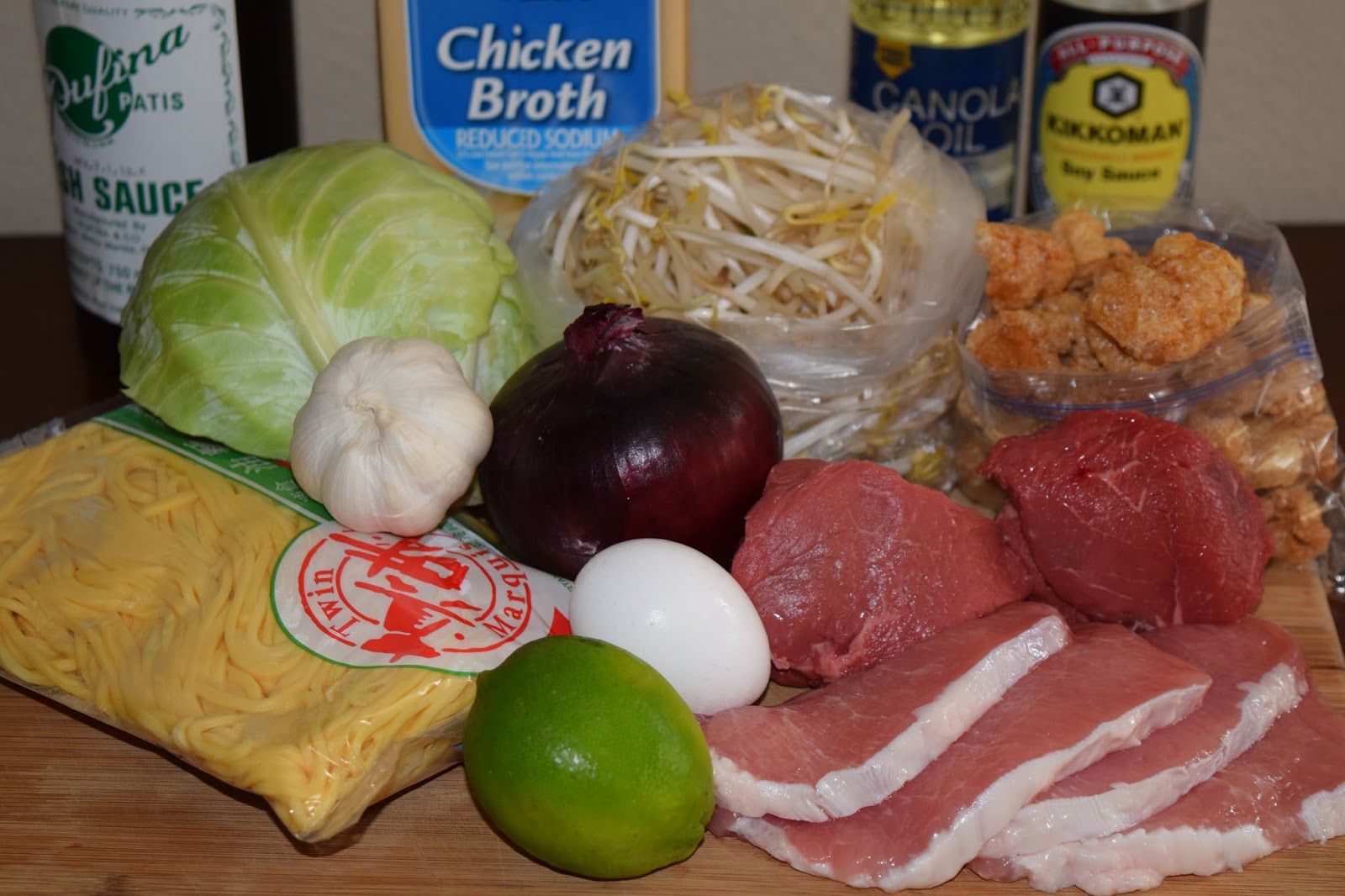 Filipino Food Aficionado: Pansit Batil Patung (Stir-Fried Noodles with ...