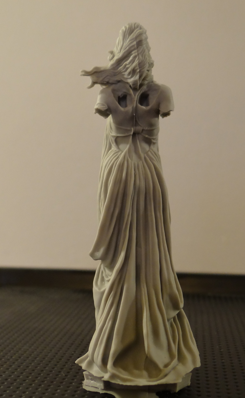 Noobs and their paintbrush: Unboxing Lilith from Nocturna Models