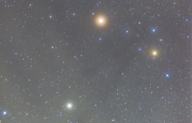 Oposisi Mars: Ketika Planet Merah Sangat Terang di Langit Malam Bumi ...