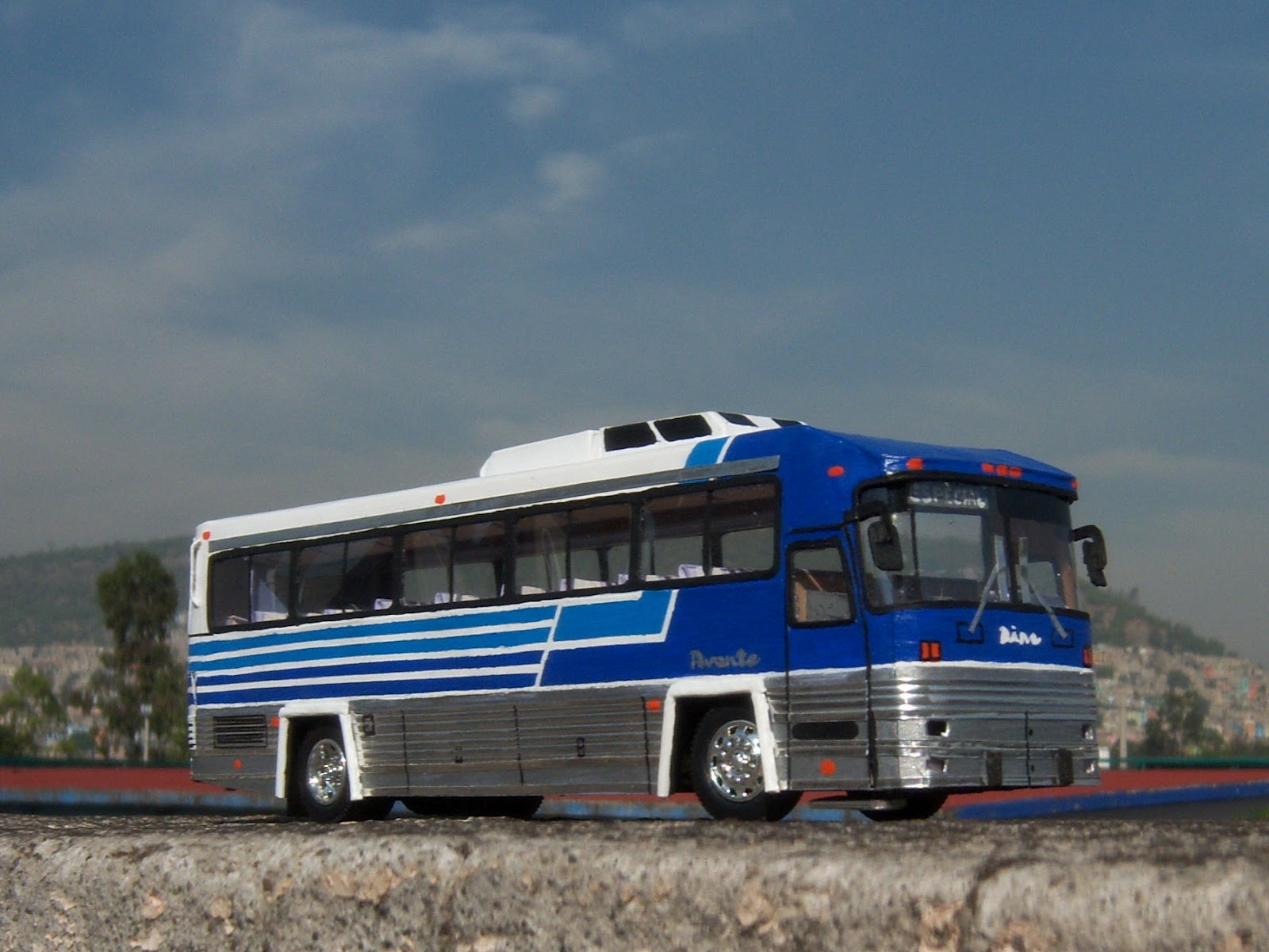 ESCALA AUTOBUSES: dina AVANTE PLUS 1992 Nuevo!