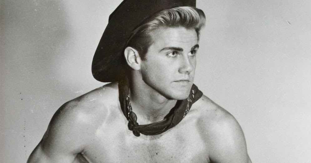 Male Models Vintage Beefcake: Bruce Mars Photographed by the Athletic ...