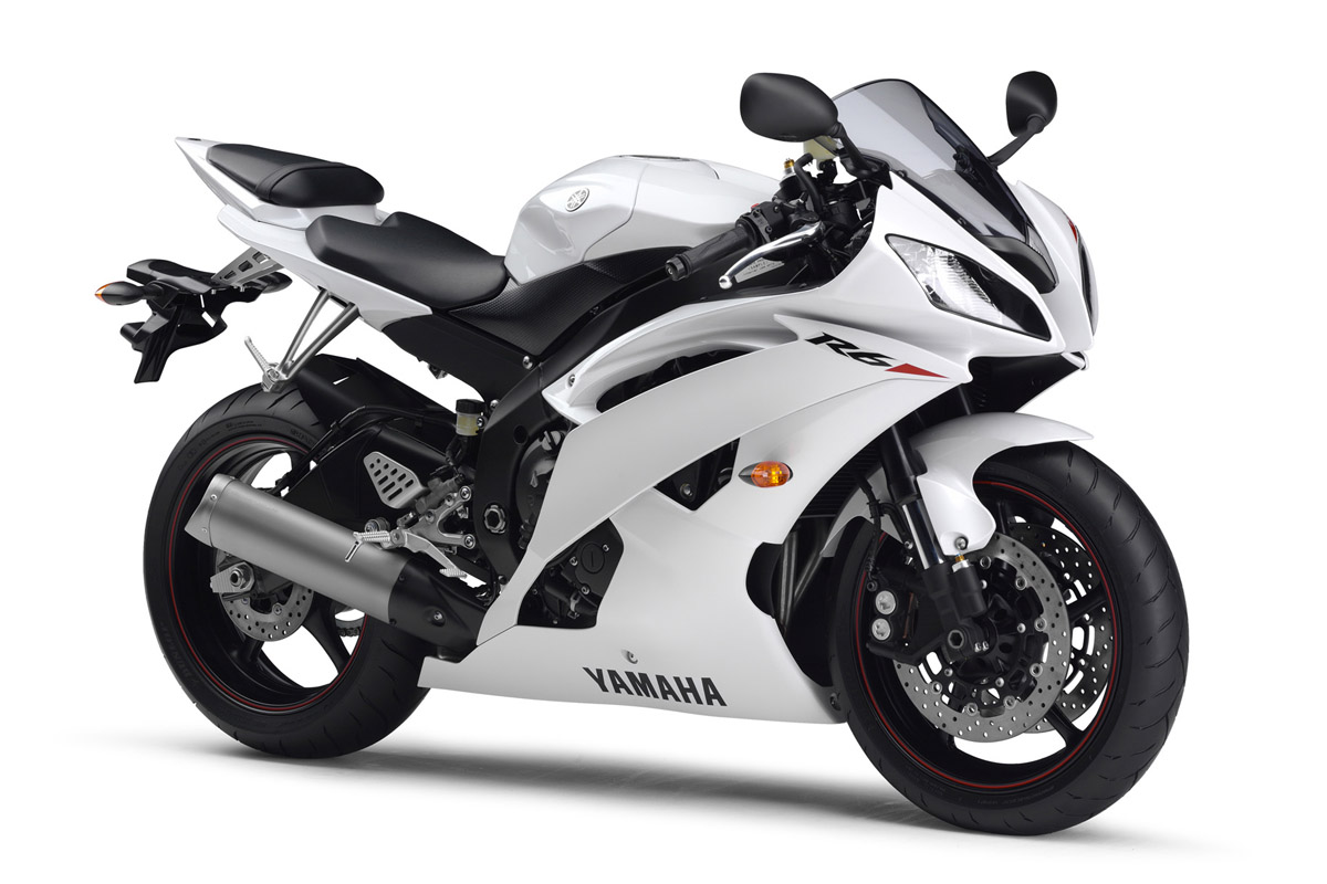 UE的摩托世界: YAMAHA YZF-R6 進化史（1999-2017）