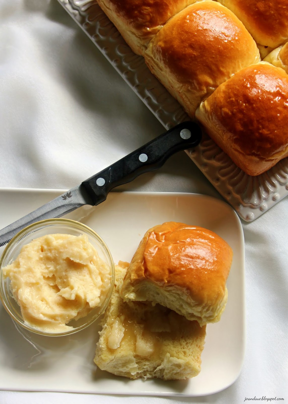 Jo and Sue: Hokkaido Milk Buns