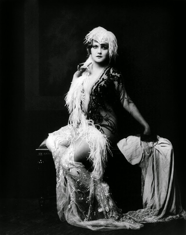 35 Beautiful Portrait Photos Of Ziegfeld Follies Showgirls From The