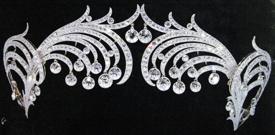 Marie Poutine's Jewels & Royals: Diamond Scroll Tiaras