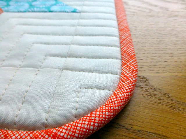 Non-slip Table Mat Tutorial - Just Jude Designs - Quilting, Patchwork ...