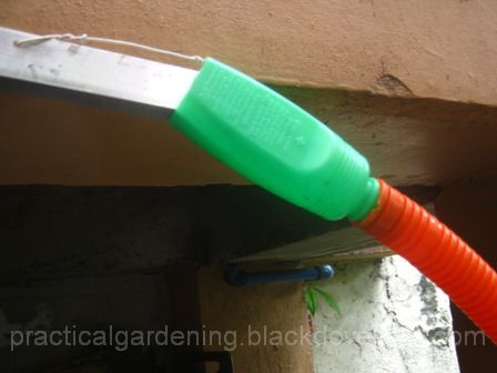 Practical Gardening: DIY Mini-Gutters to Collect Rain Water