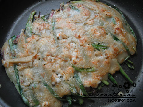 Norliza Othman's Blog - Life is Beautiful: Pajeon (파전) / green onion ...