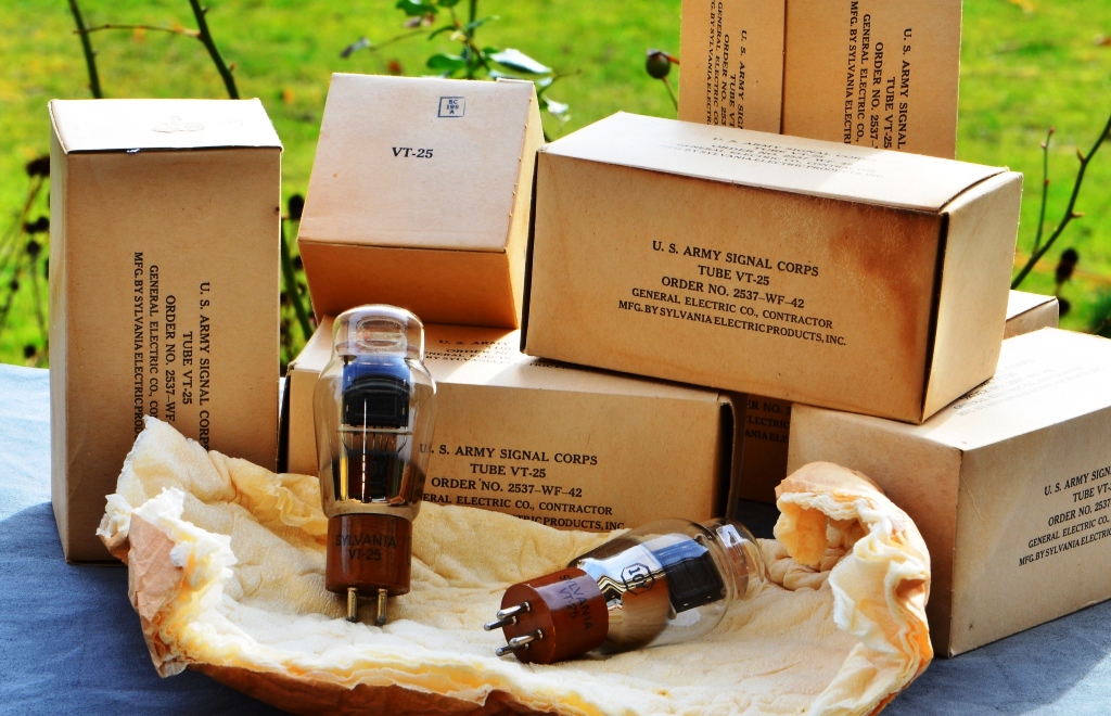 VinylSavor: Tube of the Month: The 10Y