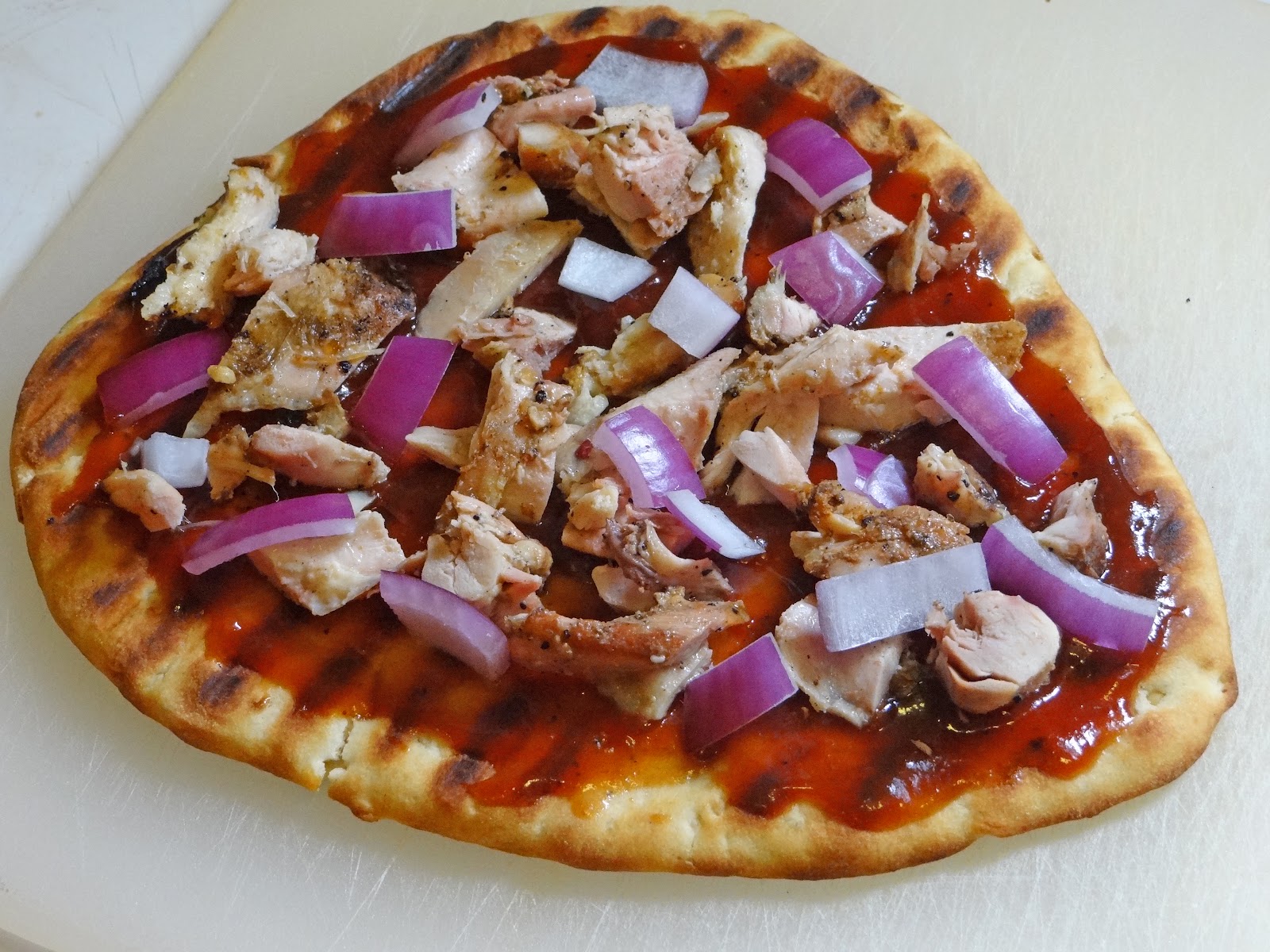 Tool Smokin' BBQ: Smoked BBQ Chicken Pita Pizza