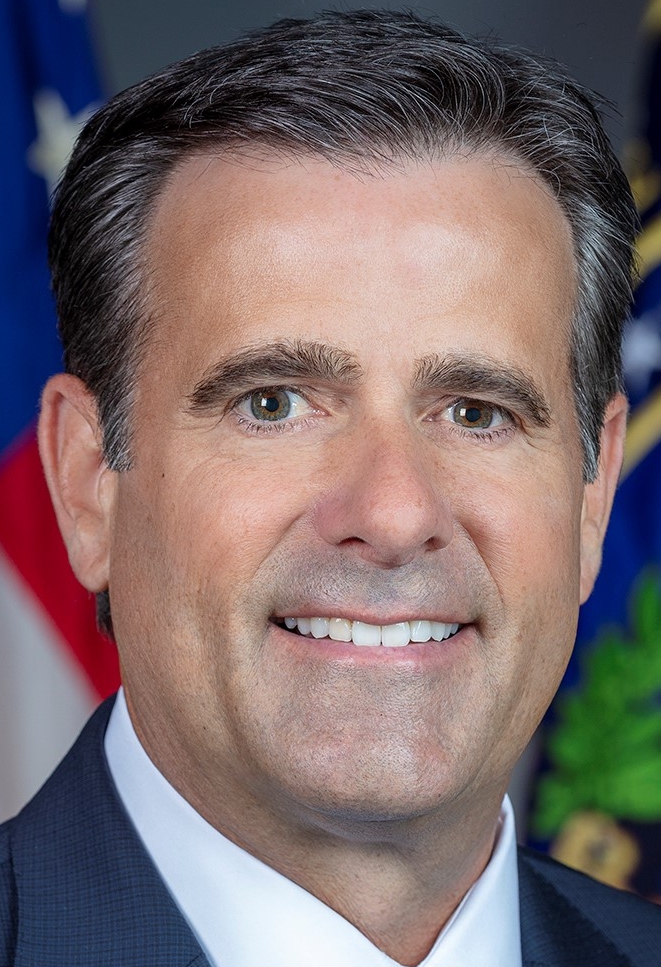 Similarities/Asemănări: John Ratcliffe (1965) - András Bárdos (1964)