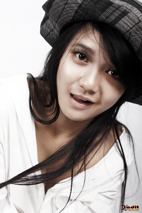 Gallery Cewek Sekzi Foto Hot Dini Dari Garut Part 4