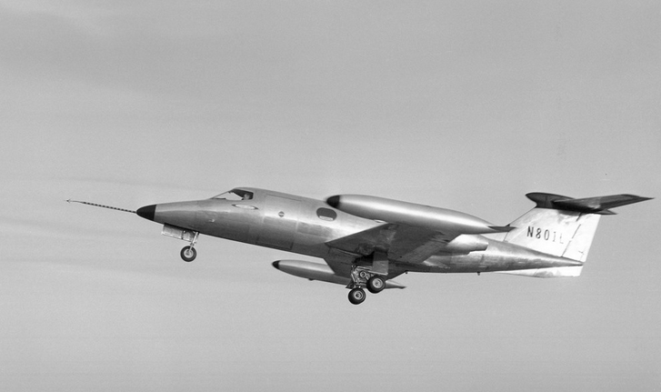 Learjet, primeira família dos jatos, completa 50 anos