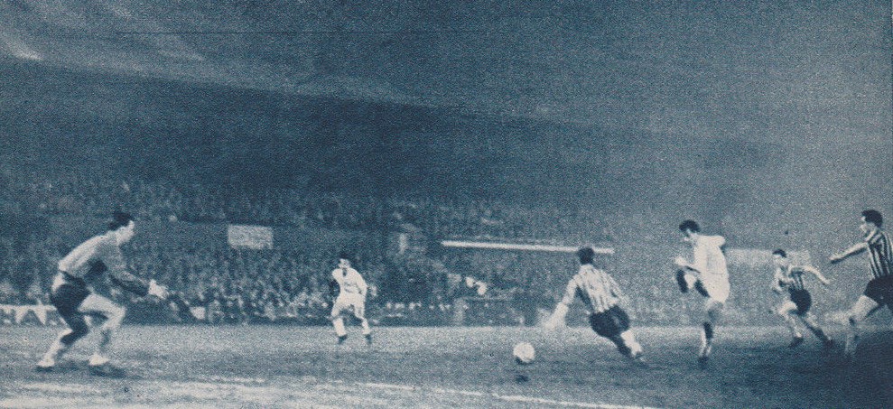 Futbol Español Recopilación: Real Madrid Magazine Mayo de 1962.