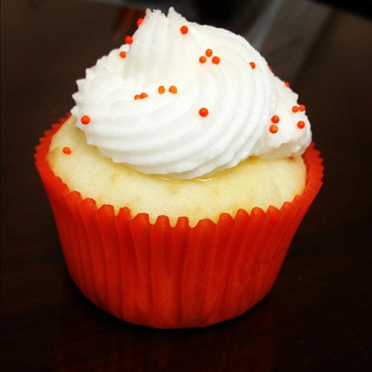 Clemson Girl: Smile and have a Clemson cupcake!