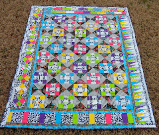 Amy Bradley Designs: Quilt Diva Quilt by Julie plus another Give-a-way