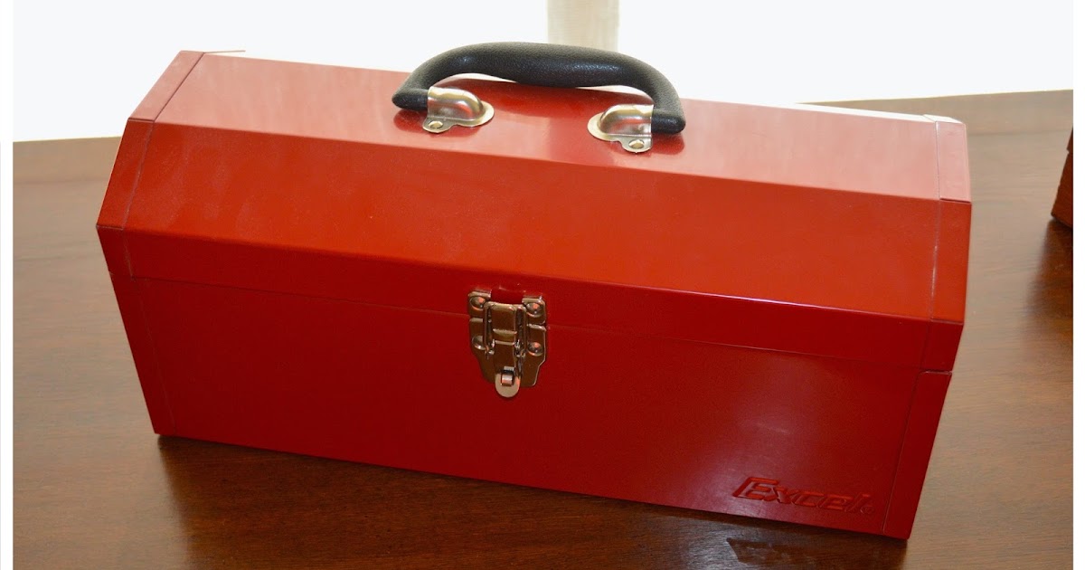 Two Men and a Little Farm: RED METAL FIRST AID KIT DIY