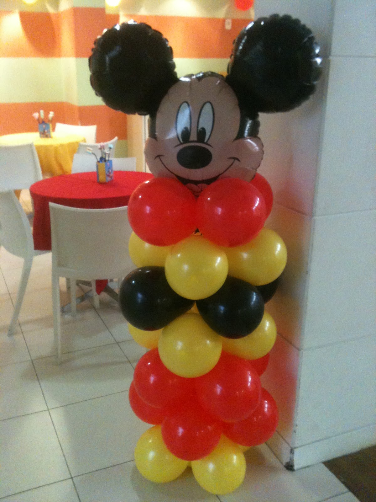 Decora bolas: mickey