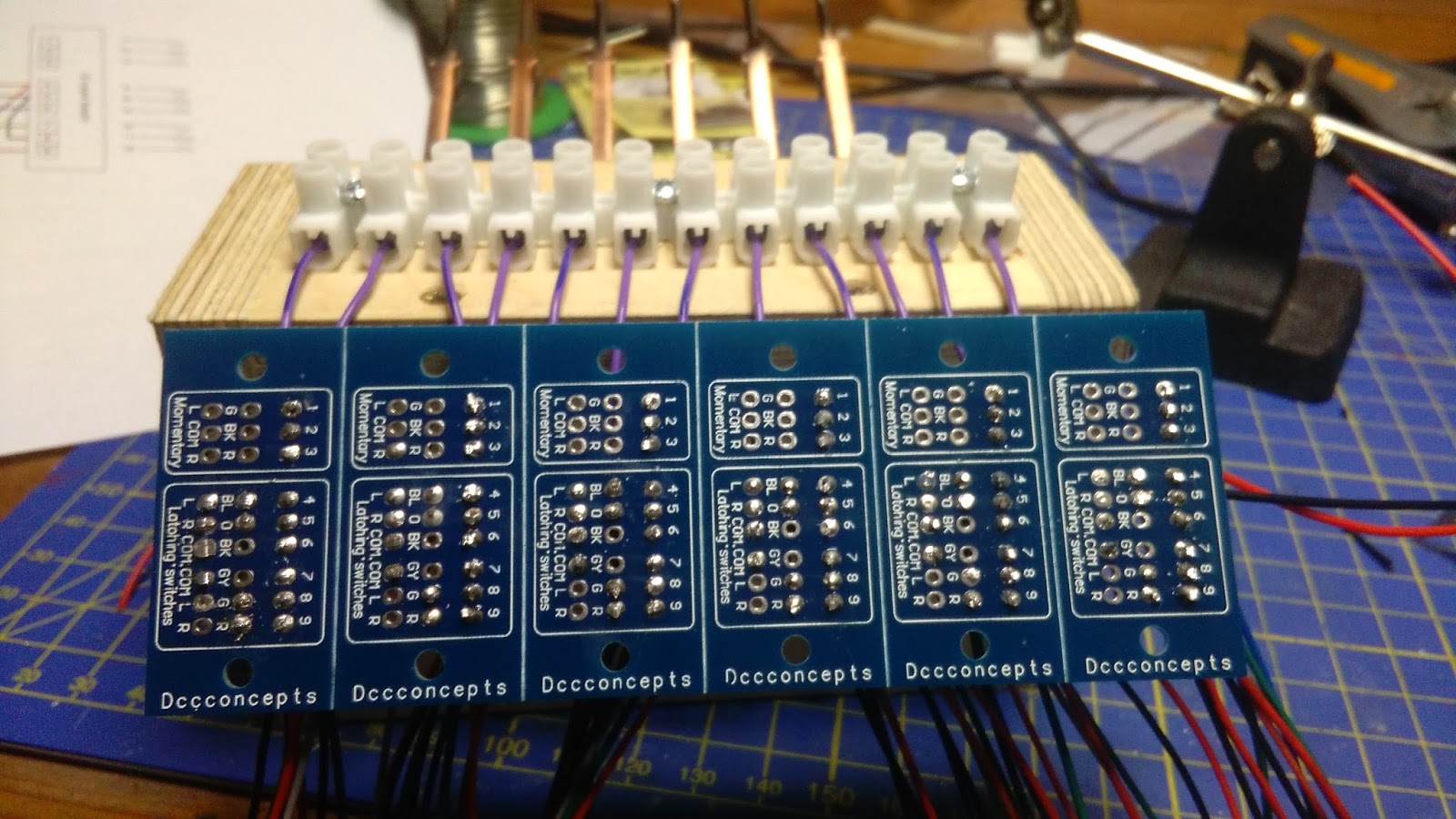 CParkstone's Railway modellers Blog: Wiring DCC Concepts point motors