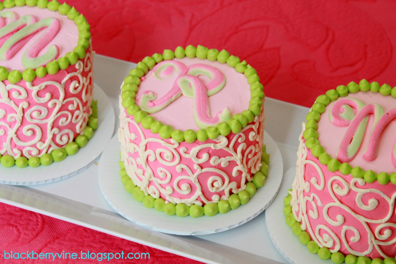The Blackberry Vine: Little Monogrammed Cakes