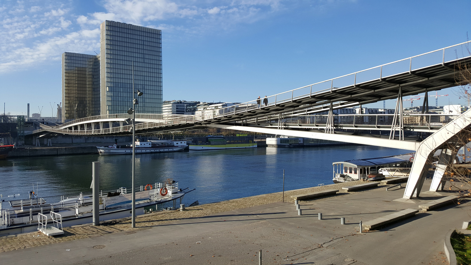 The Happy Pontist: French Bridges: 19. Passerelle Simone-de-Beauvoir, Paris