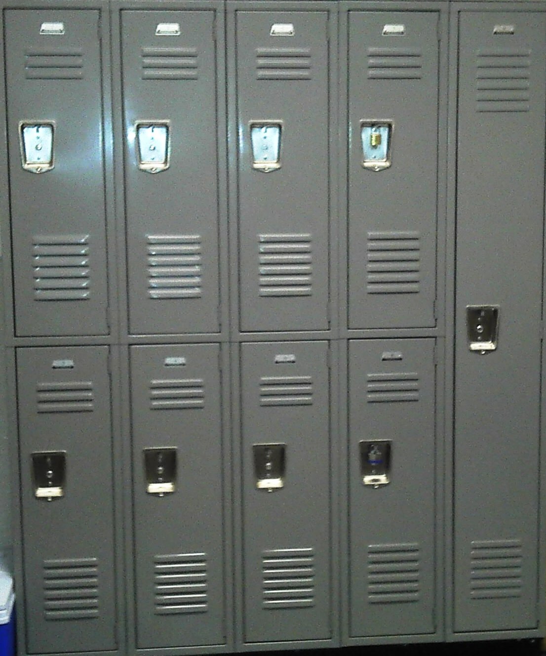 NYC LOCKERS | NYC LOCKERS AND BENCHES